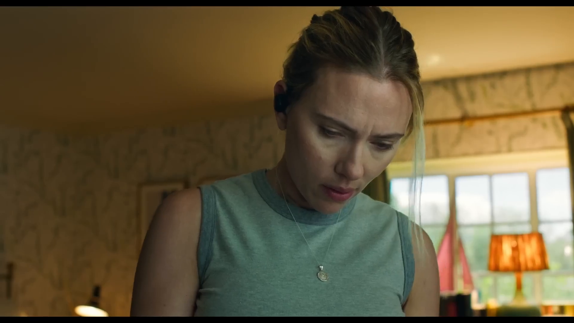 Scarlett Johansson wordt Engels op de bruiloft van mijn moeder - My Mother's Wedding - Gamereactor